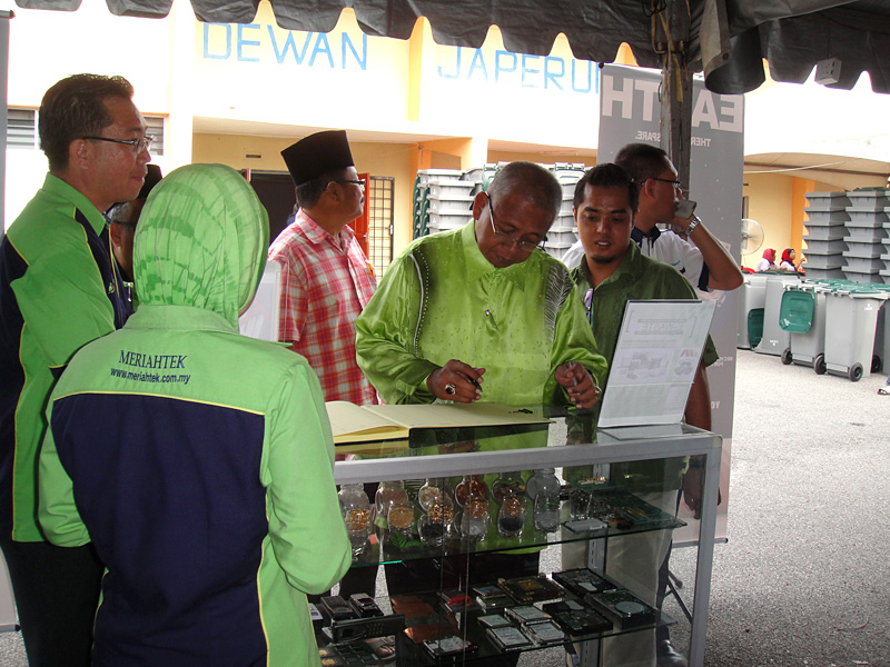 :: Meriahtek :: Let's Go E-Green Together with our ECO Services