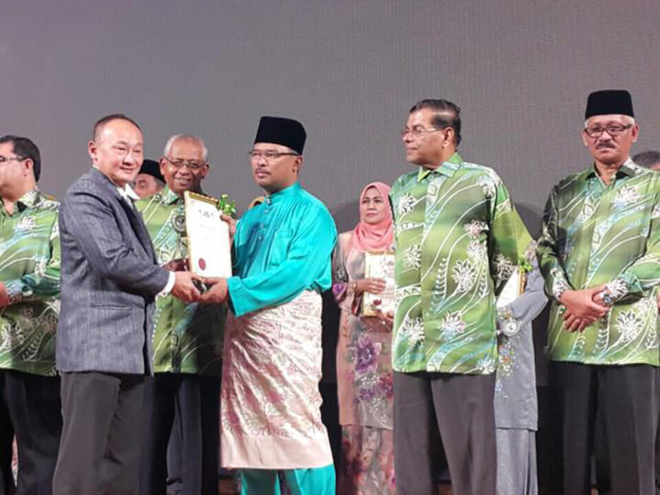 :: Meriahtek :: Let's Go E-Green Together with our ECO Services